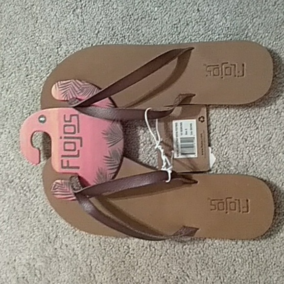 Flojos | Shoes | Nwt Womens Flojos Flipflops Multiple Sizes Available ...